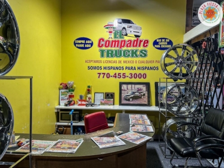 El Compadre Trucks – Plaza Fiesta