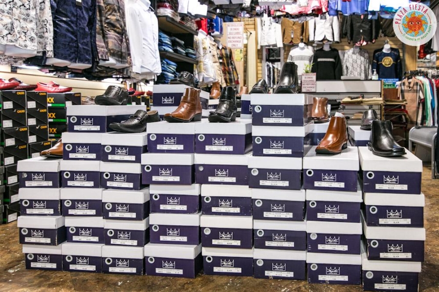 Paco’s Shoes – Plaza Fiesta